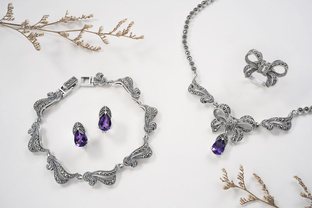 Custom Jewelry Design Strategy for Small Brands